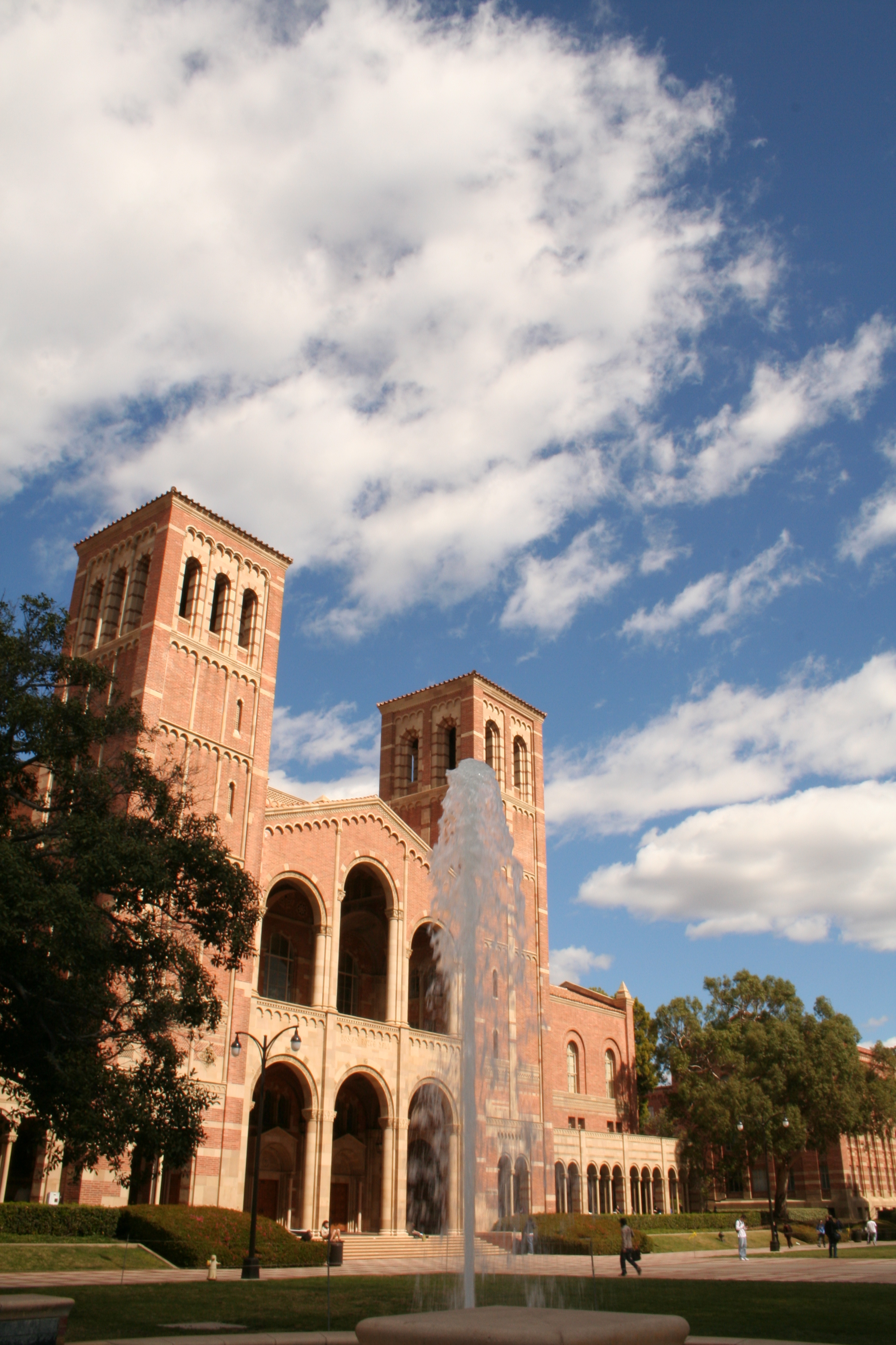 Campus Celebrities – UCLA Bruin Blog